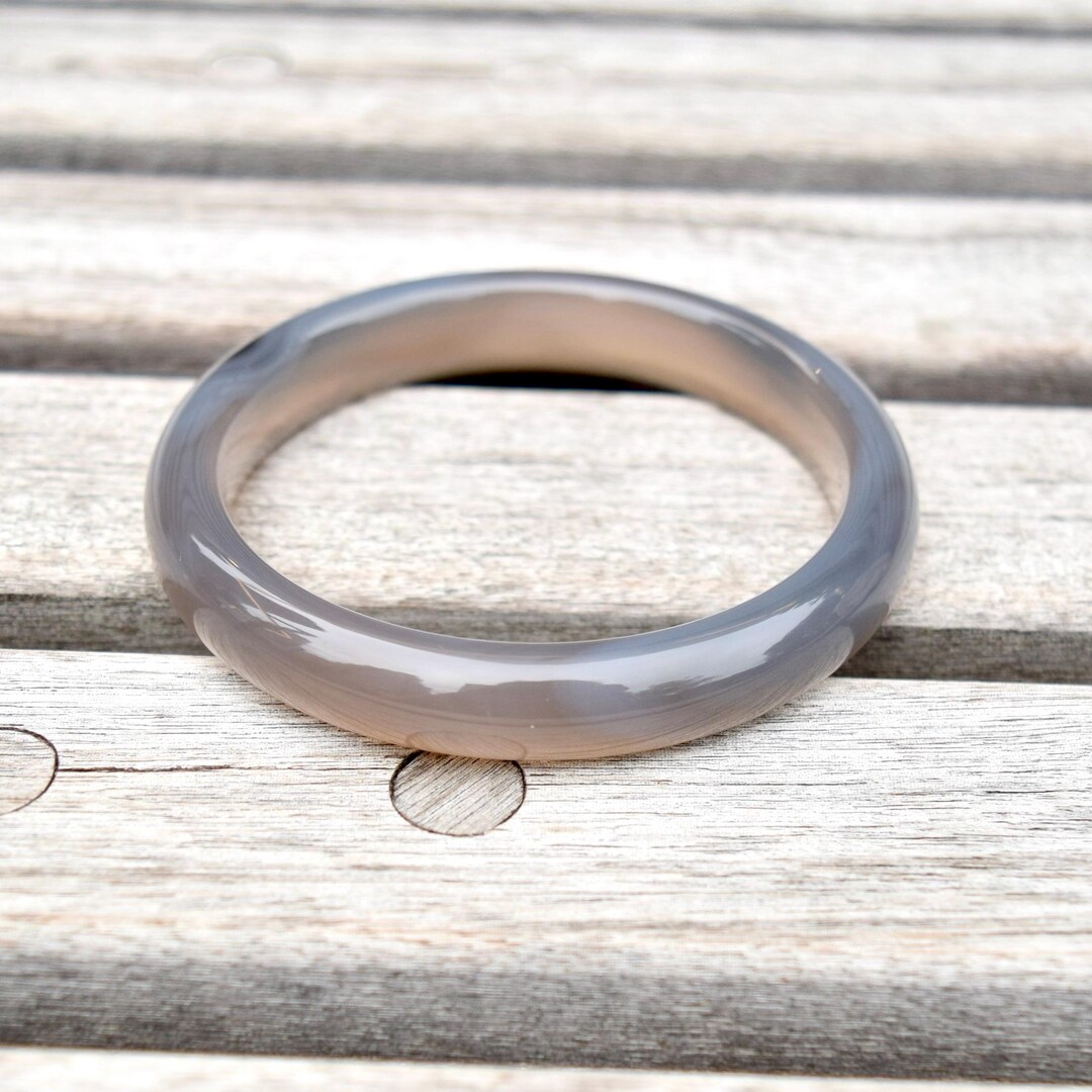 56.6 Mm Gray Agate Bangle - Etsy