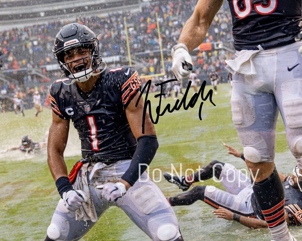 Justin Fields Signed Photo 8X10 Rp Autographed Picture Chicago Bears ...