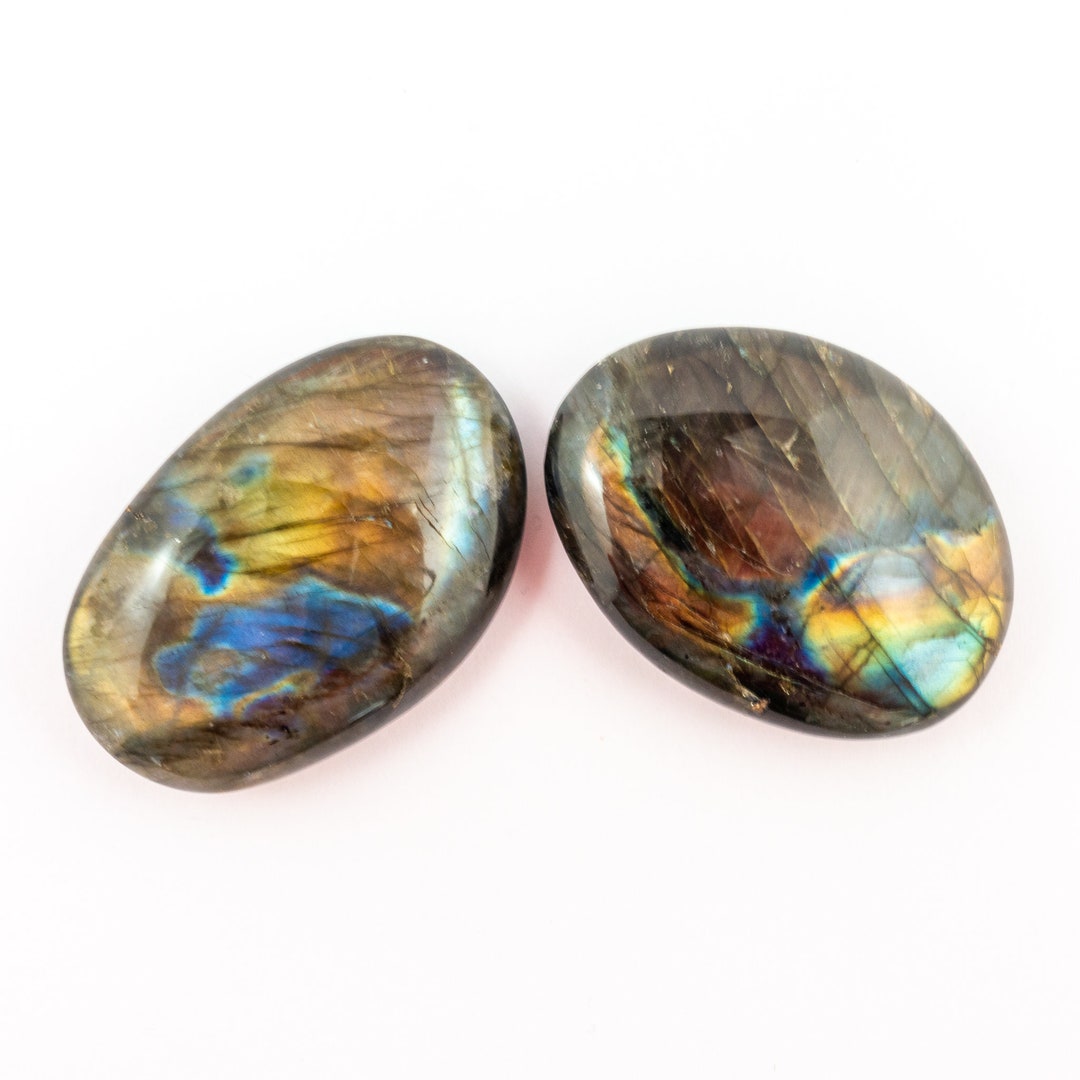 Pietra di palma di cristallo labradorite, pietra di preoccupazione ...