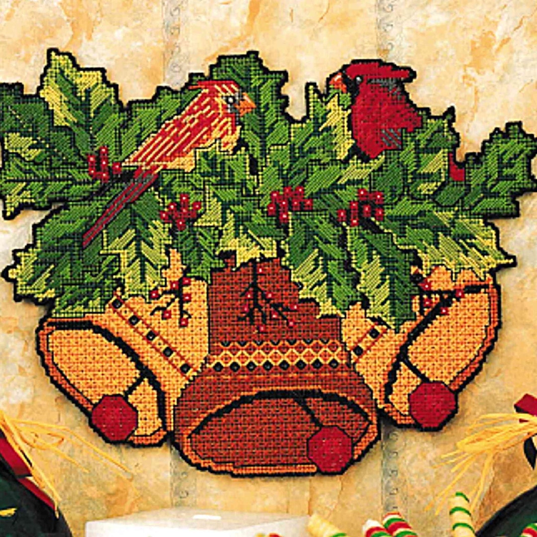 Christmas Plastic Canvas Patterns PDF, Festive Wall Hanging, Cardinal ...