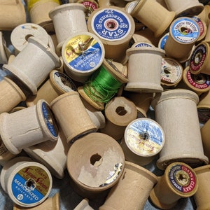 Vintage Wooden Sewing Thread Spools Sets of 10 Random - Etsy