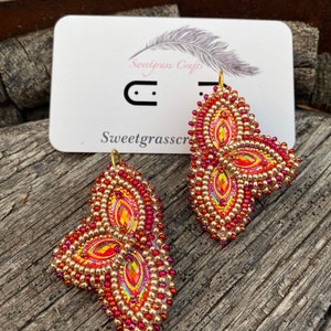 Stunning Red & Gold Beaded Earrings, Native American Beaded Earrings ...