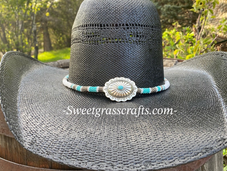 Beaded Round Necklace With Concho Center, Beaded Grey & Blue Round ...