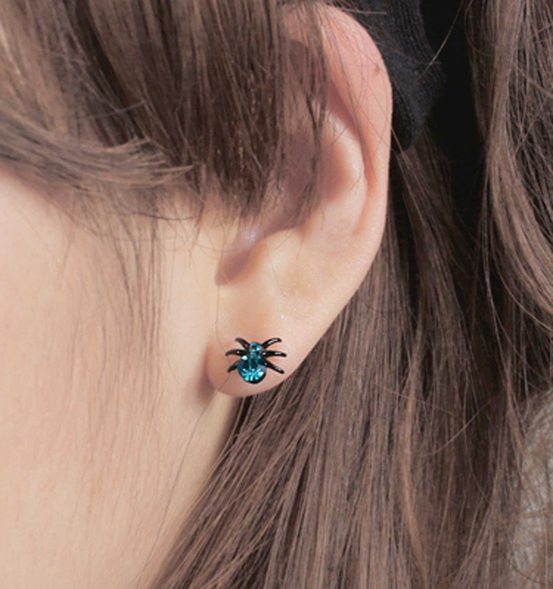 Spider Stud Earring Spider Cz Cartilage Earring 16g Helix Tragus Conch ...