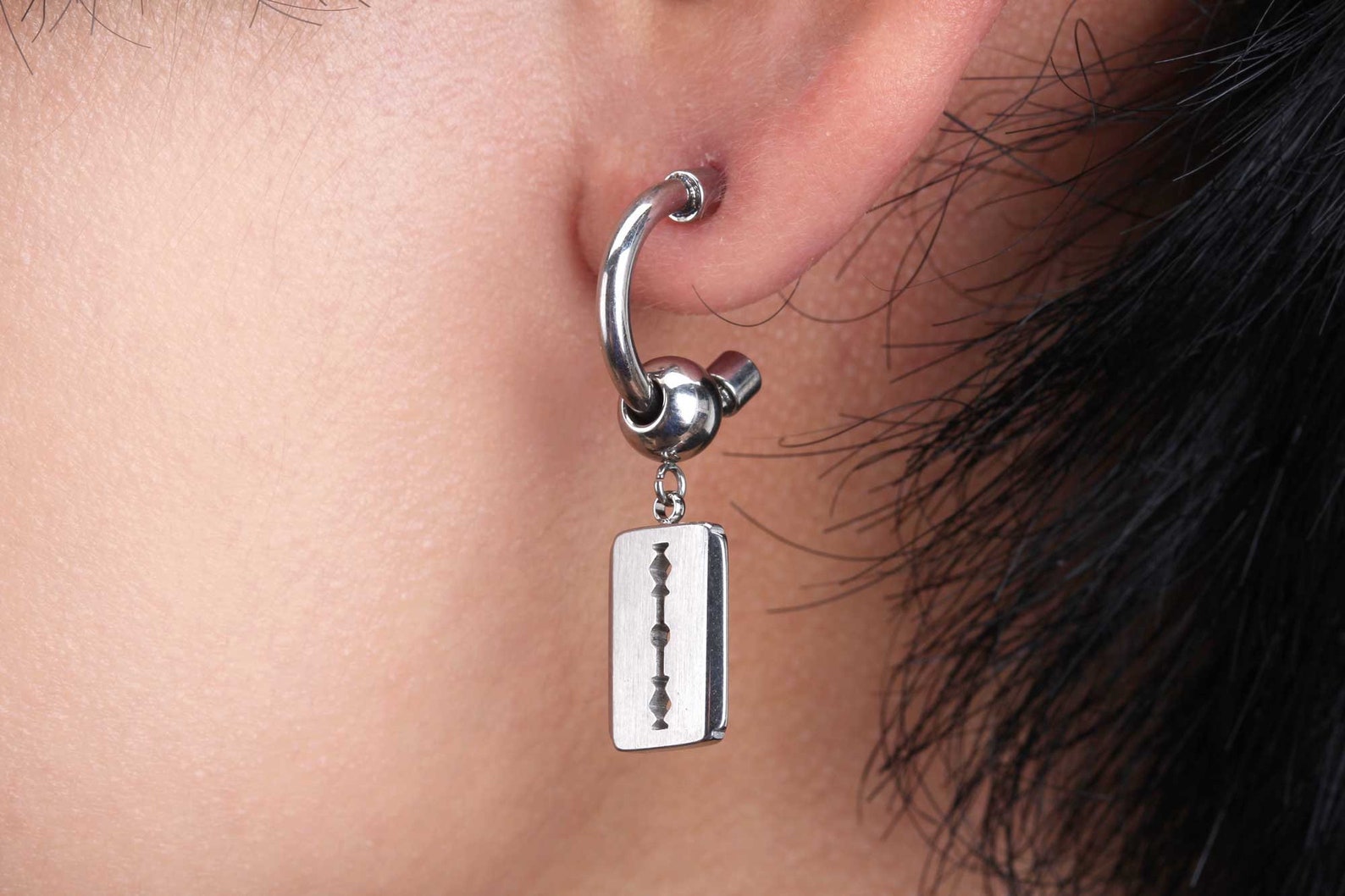 Blade Earring 16G Blade Stud Earring Razor Cartilage Earring - Etsy