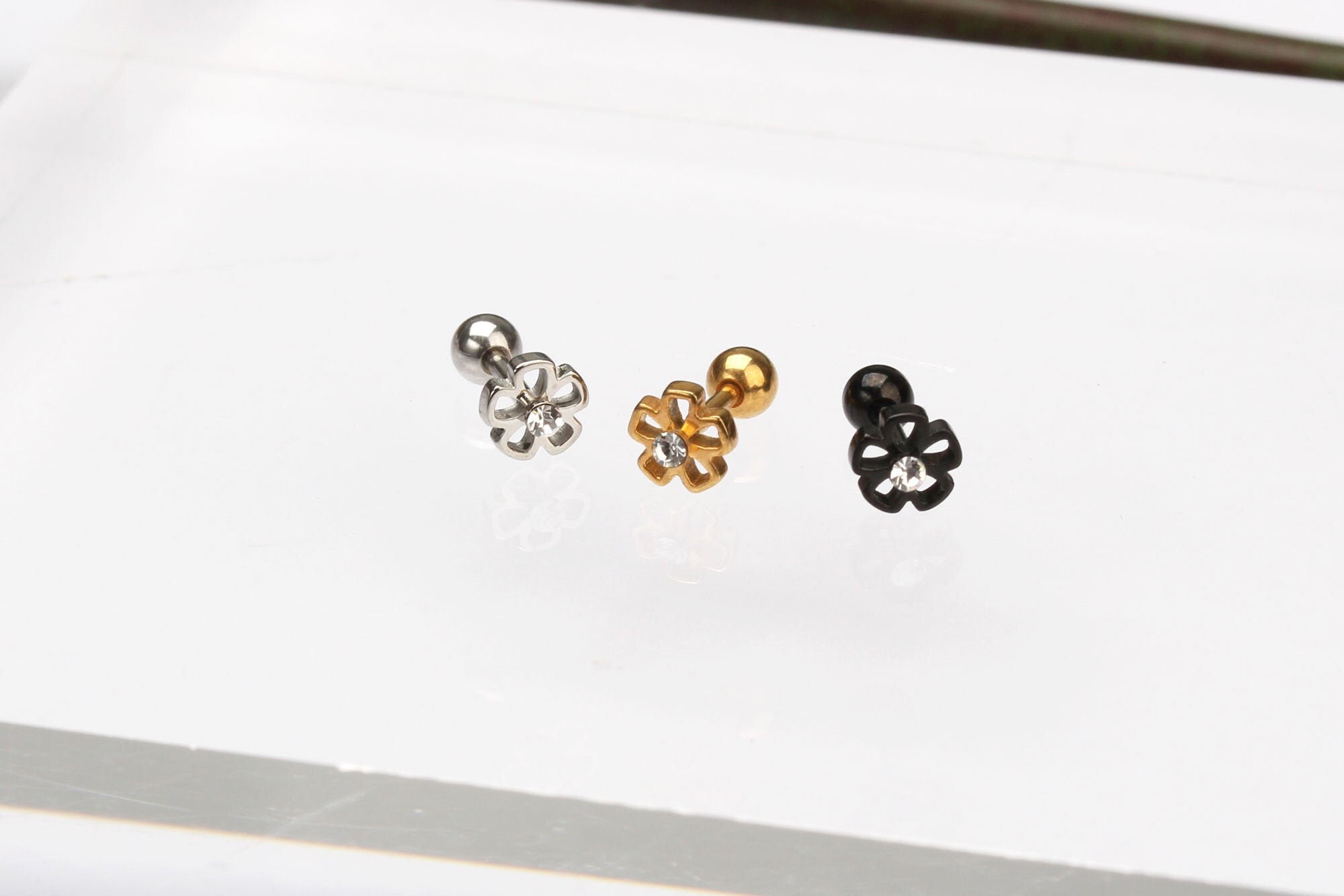 Tiny Flower Earring Flower Cartilage Helix Tragus Piercing - Etsy UK