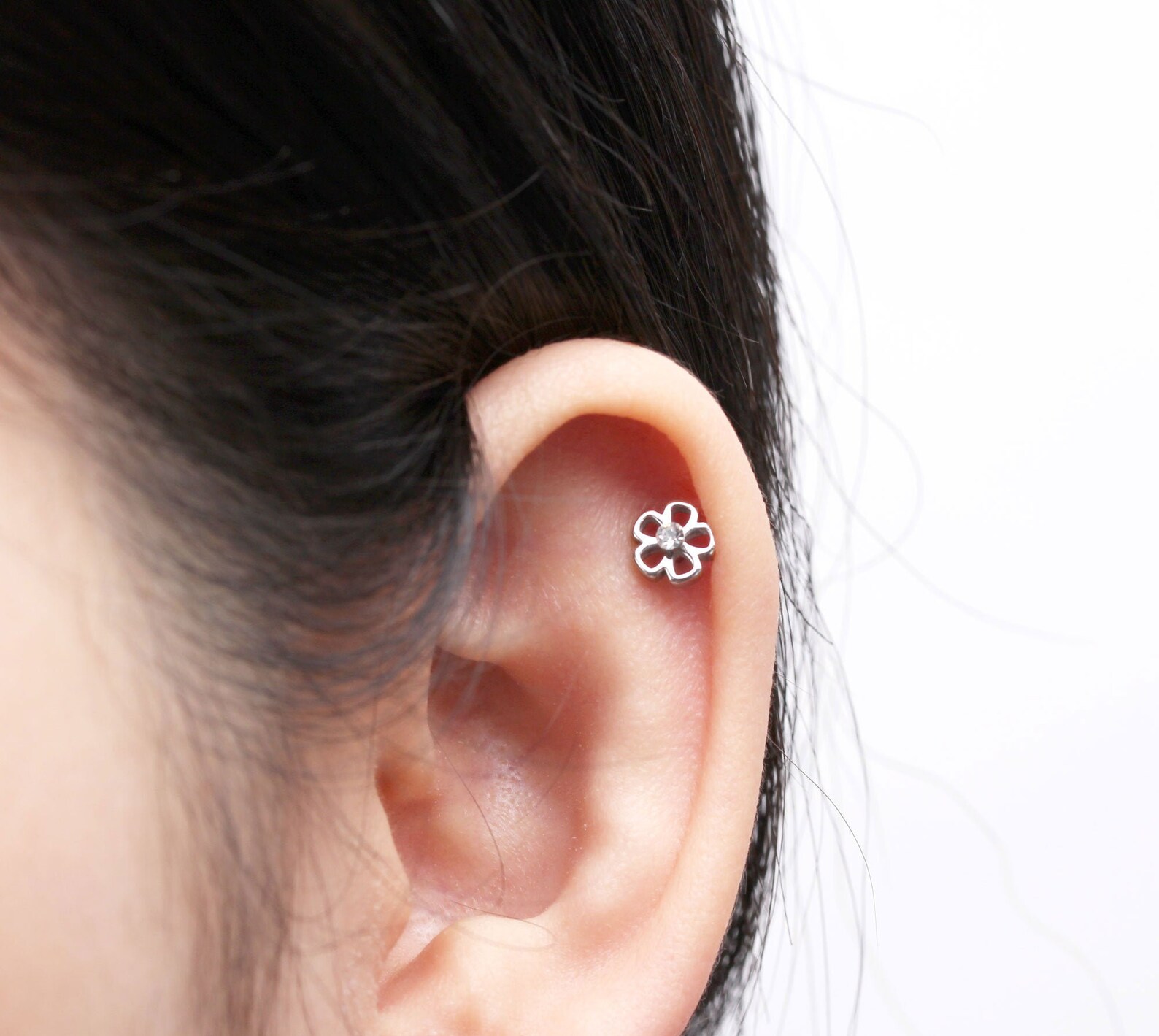 Tiny Flower Earring Flower Cartilage Helix Tragus Piercing - Etsy UK