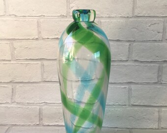 Green glass vase | Etsy