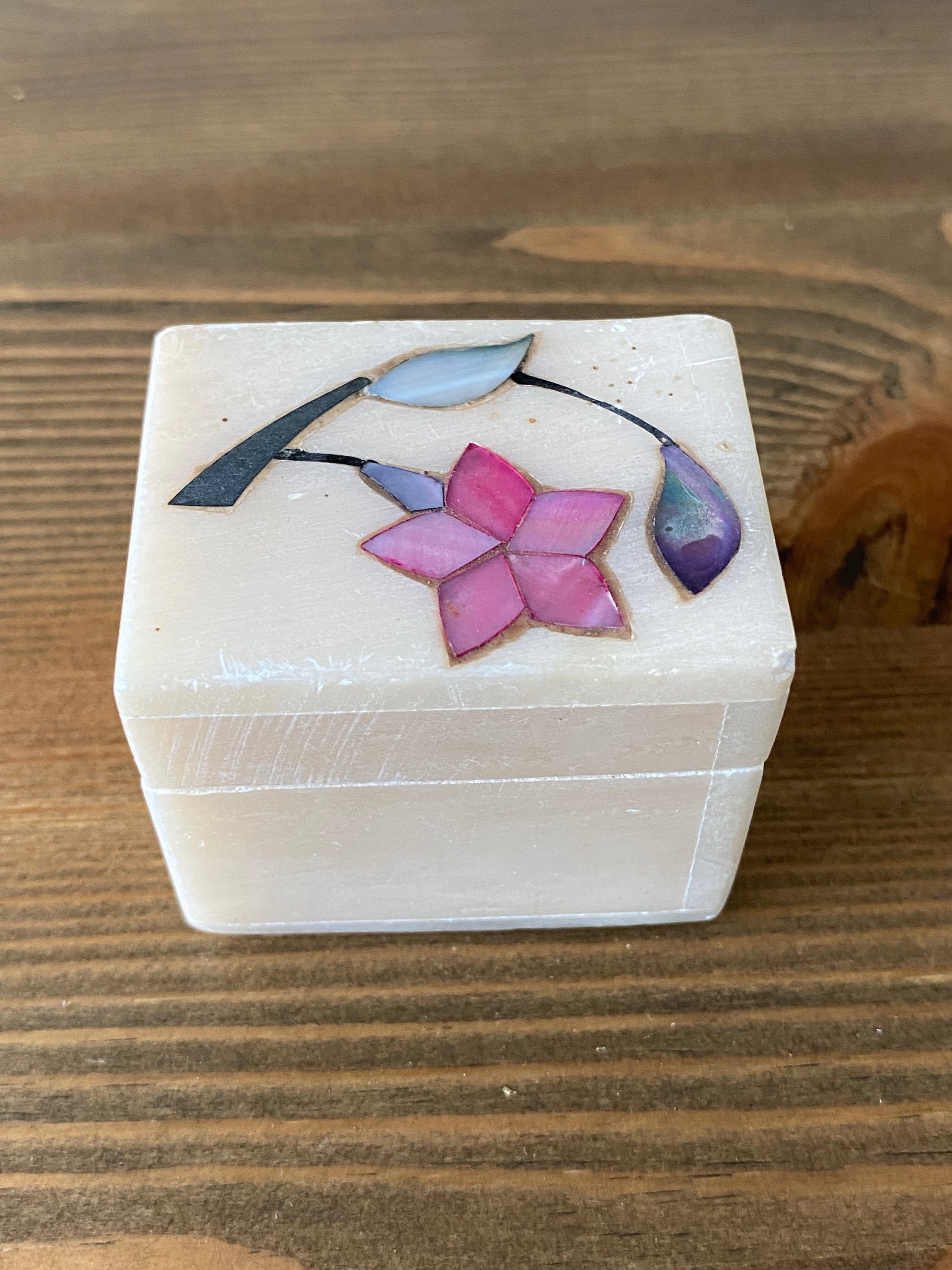 Pretty Vintage Little Soapstone Box With Pink Mother of Pearl - Etsy