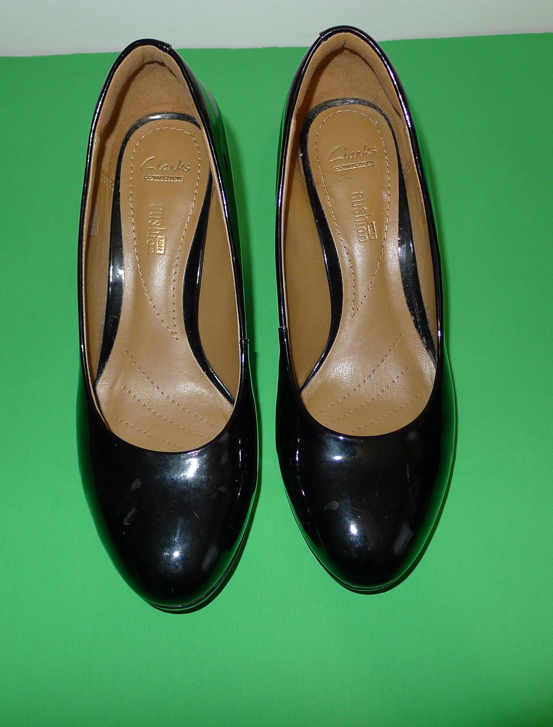 Vtge CLARKS COLLECTION Black Patent Leather Slip on Pump Heel Shoes ...