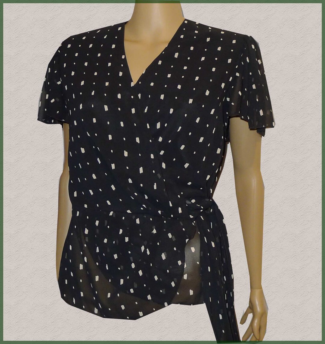 Beautiful Vintage MICHEL ROBICHAUD Designer Black Top - Sz 6-8 ...