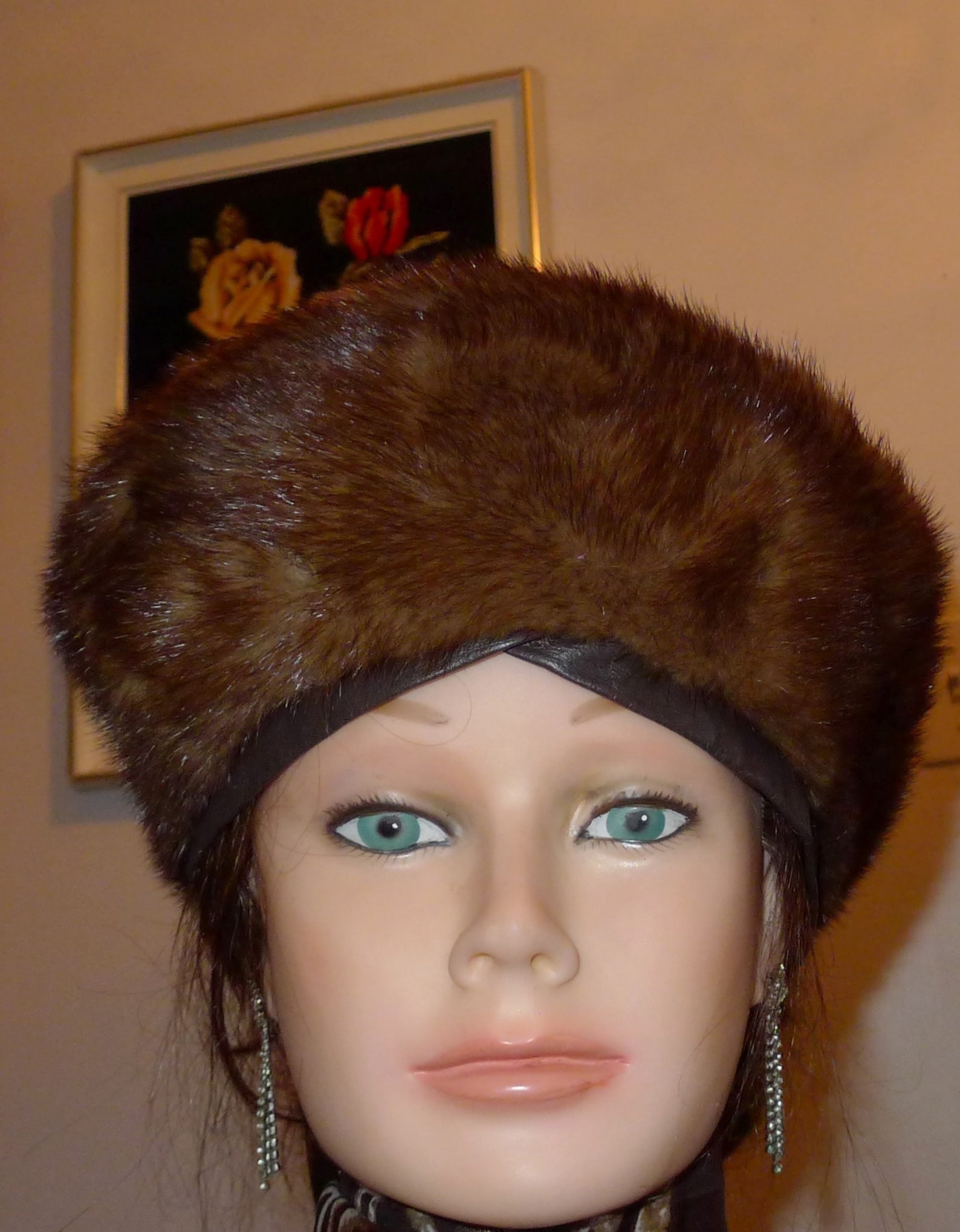 Chic vintage brown mink fur hat with leather contour. Sz M - Etsy Italia