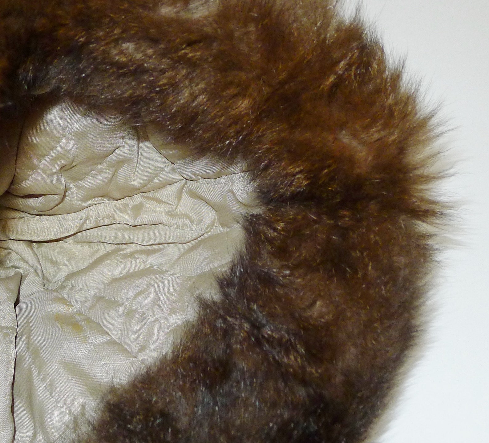 Comfortable Preowned Brown Opossum Fur Hat With Beige Polyester Top. M ...
