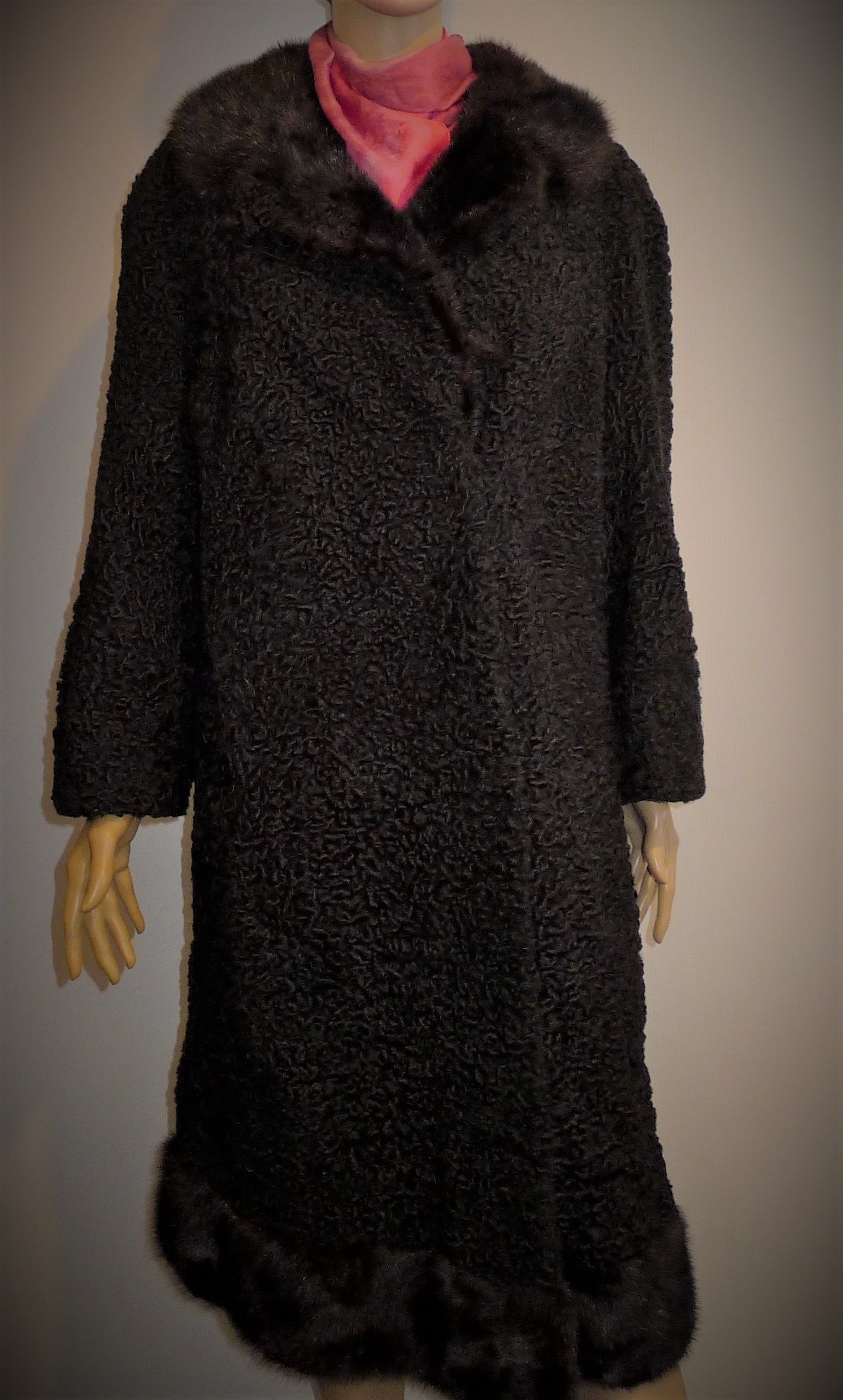 Beautiful vintage black Persian lamb coat with black/brown - Etsy Canada