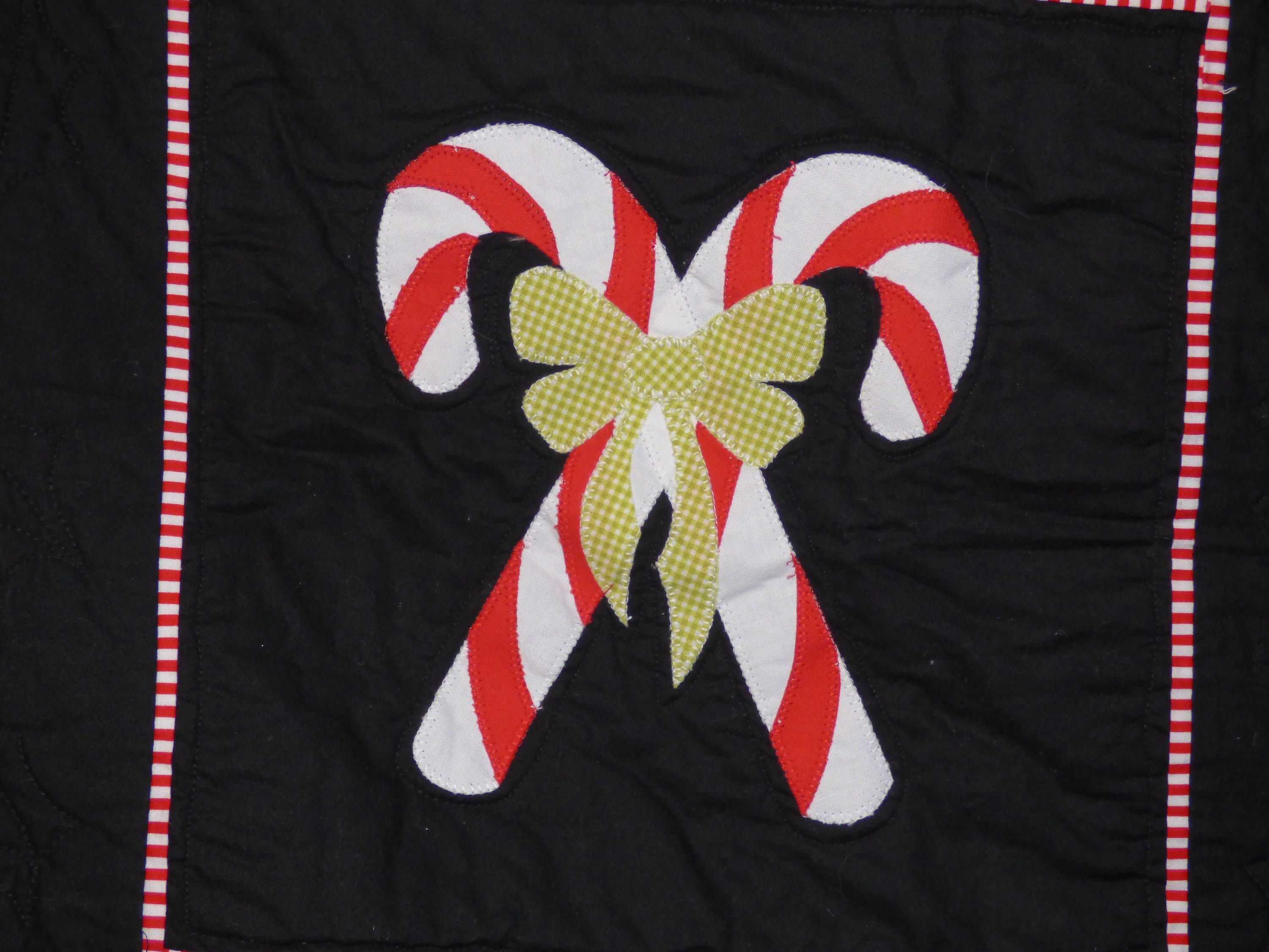 Candy Cane Table Runner/ Table Linen/ Christmas Decor - Etsy