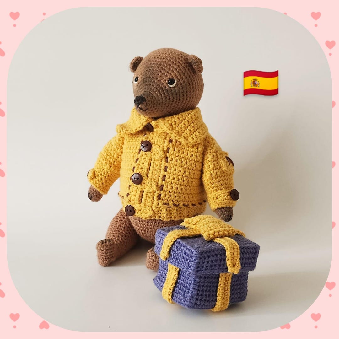 Nicholas Bear Amigurumi Pattern. - Etsy