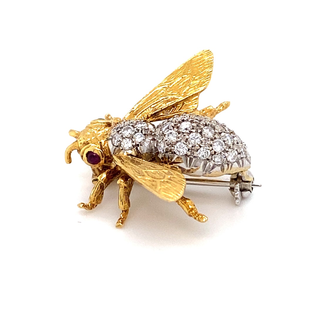 Circa 1960s Diamond and Ruby Bee Pin in 18 Karat Gold, FD#2002 - Etsy