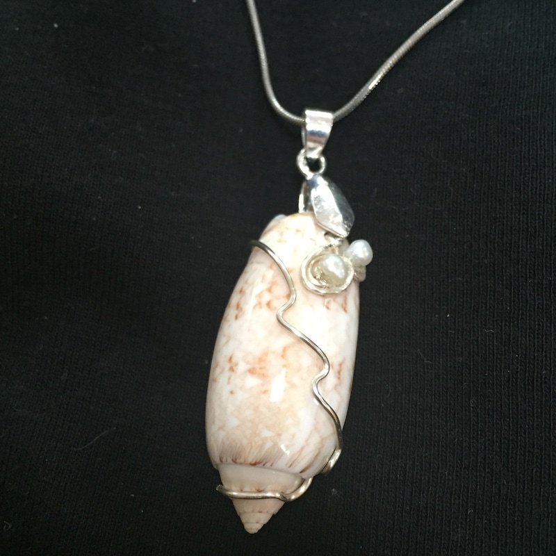 Olive Shell Pendant - Etsy