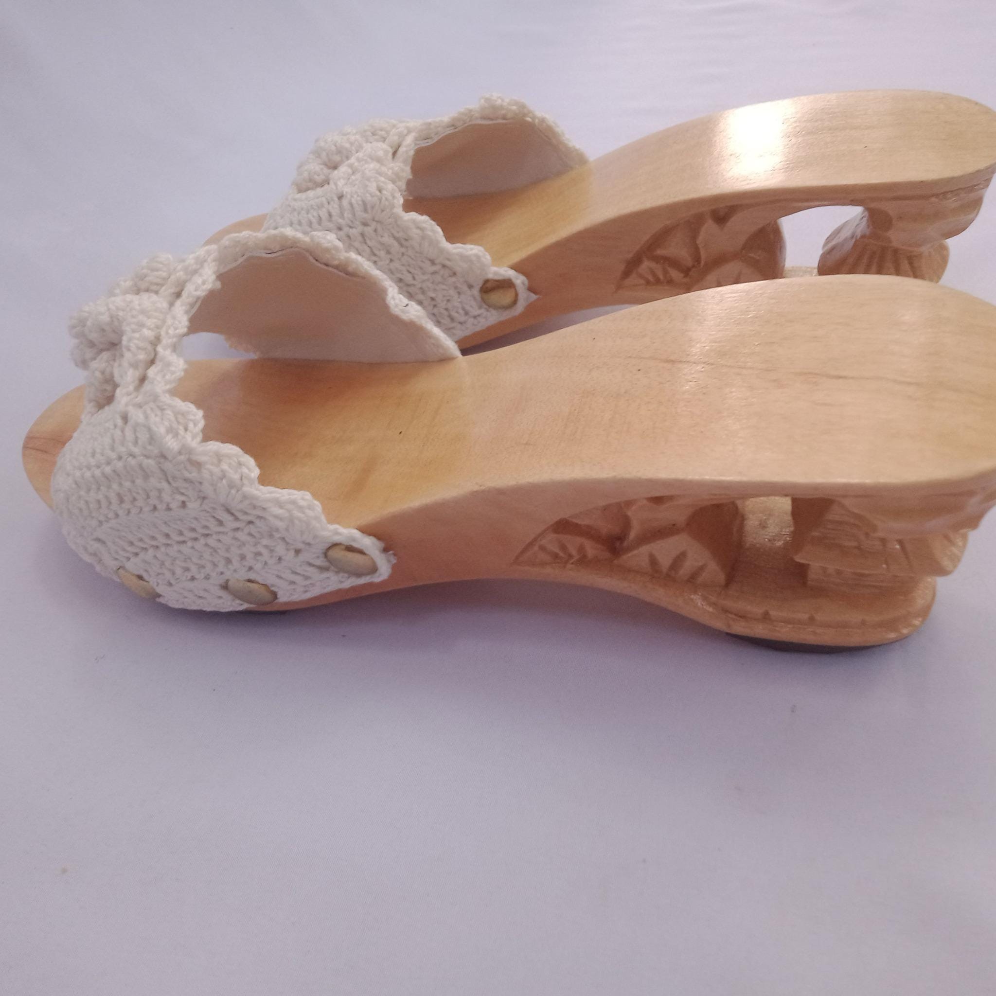 BAKYA Philippine Native Curved Wooden Slip-on Shoe, Filipina ...