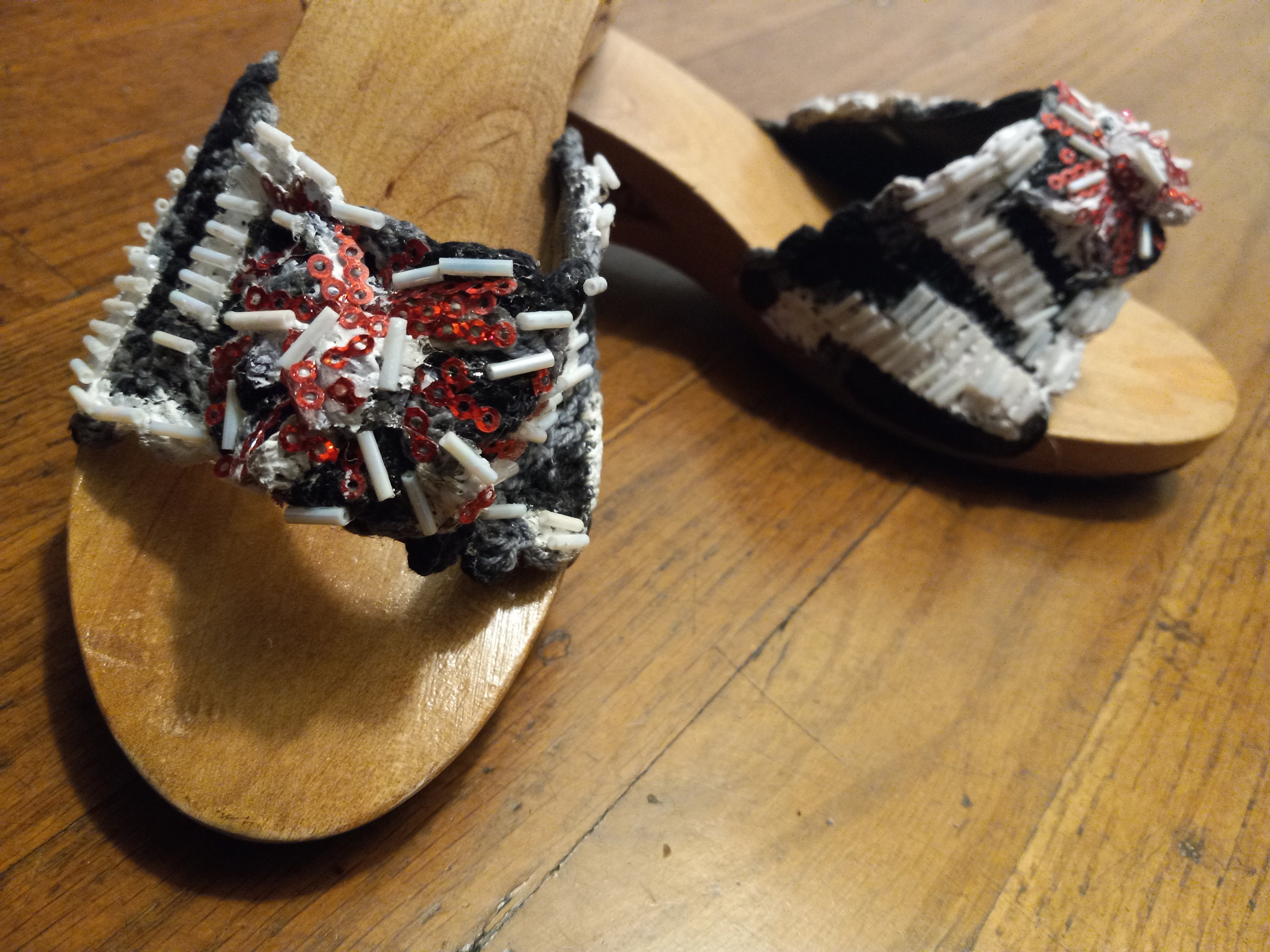 BAKYA Philippine Native Curved Wooden Slip-on Shoe Filipina - Etsy