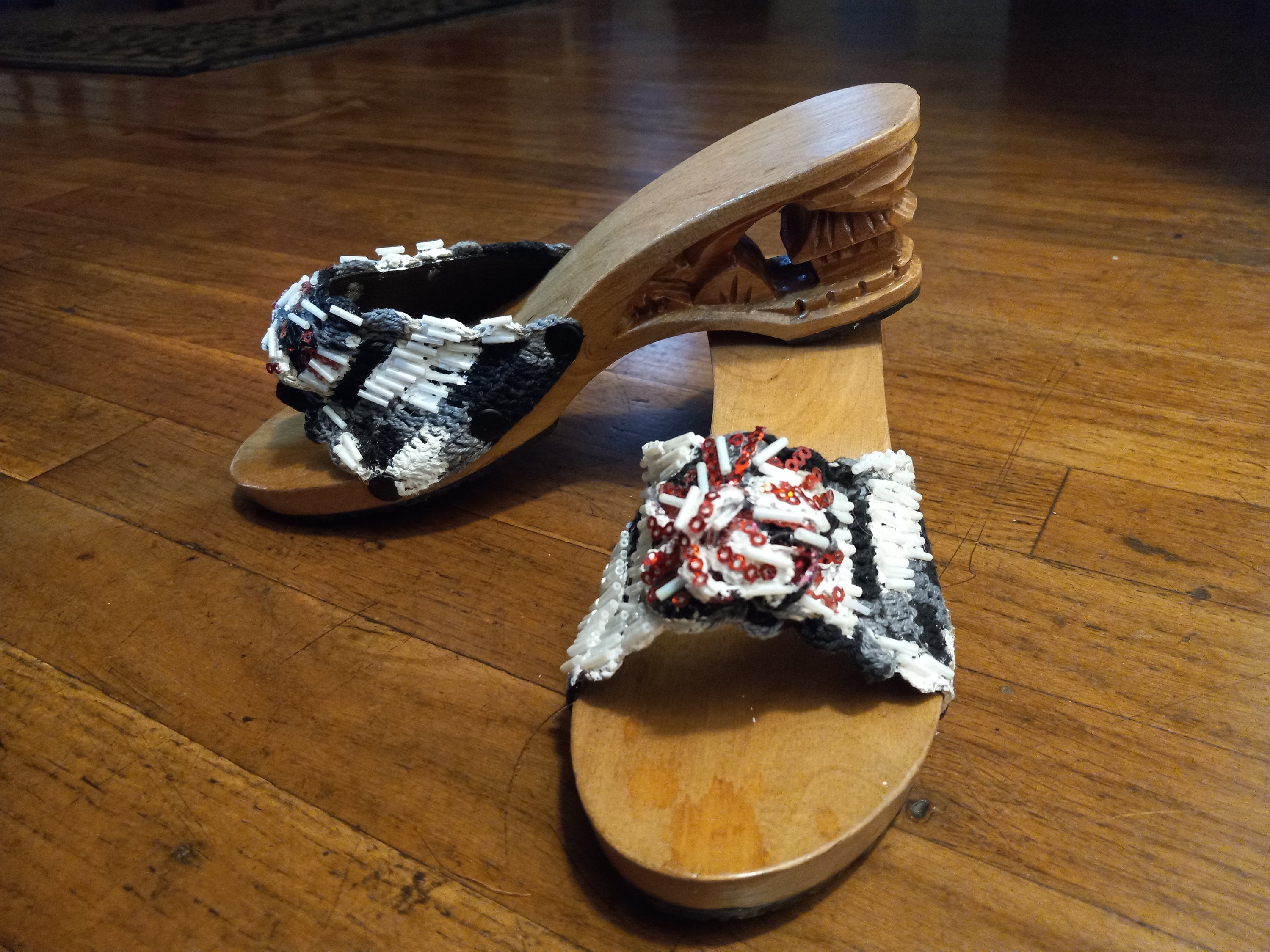 BAKYA Philippine Native Curved Wooden Slip-on Shoe Filipina - Etsy