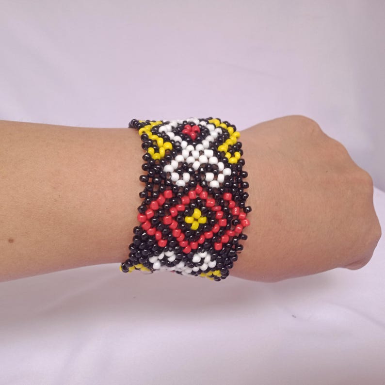 MINDANAO Beaded BRACELET – Maguindanaon, Bagobo, Manobo, Subanen ...