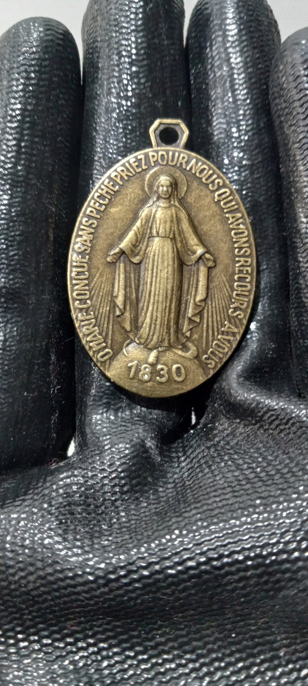 Blessed Virgin Mary Miraculous Medallion Anting-anting Brass Amulet ...