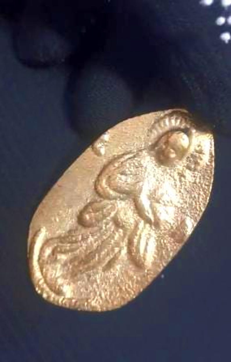 Sagrada Familia Medallion Vintage Anting-anting Brass Amulet ...