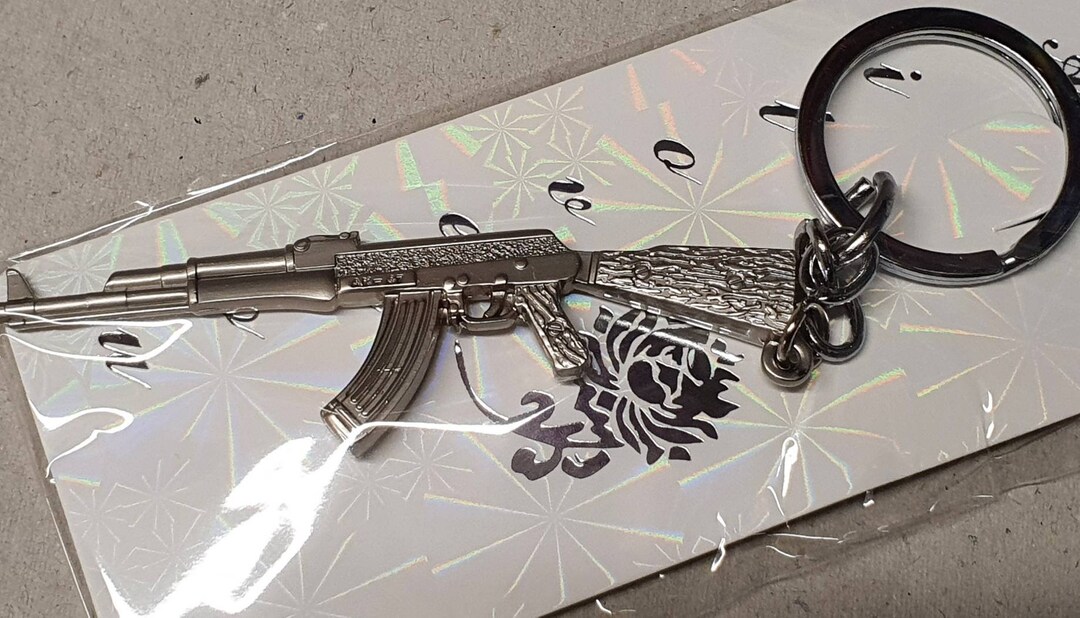 Silver Tone Mini Model AK47 Gun Assault Rifle Sniper Keyring Gift Idea ...