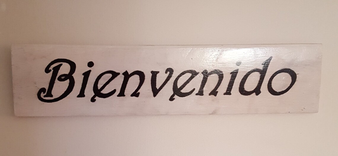 Bienvenido Sign - Spanish Welcome Sign, Whitewash Wood - Etsy