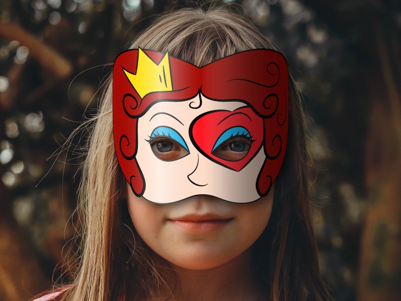 Queen of Hearts Mask Printable (alice in Wonderland), Paper DIY for ...