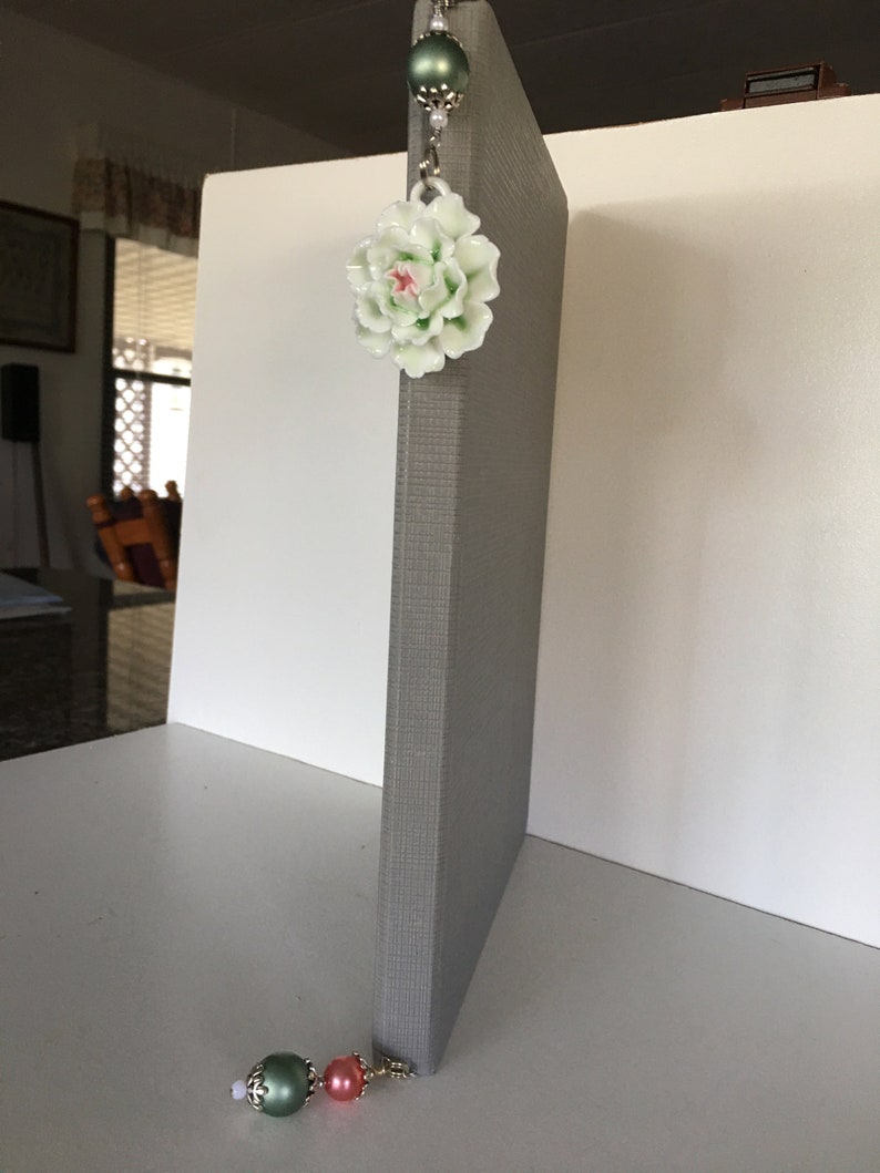 Chain Bookmark With Porcelain Carnation and Czech Glass - Etsy