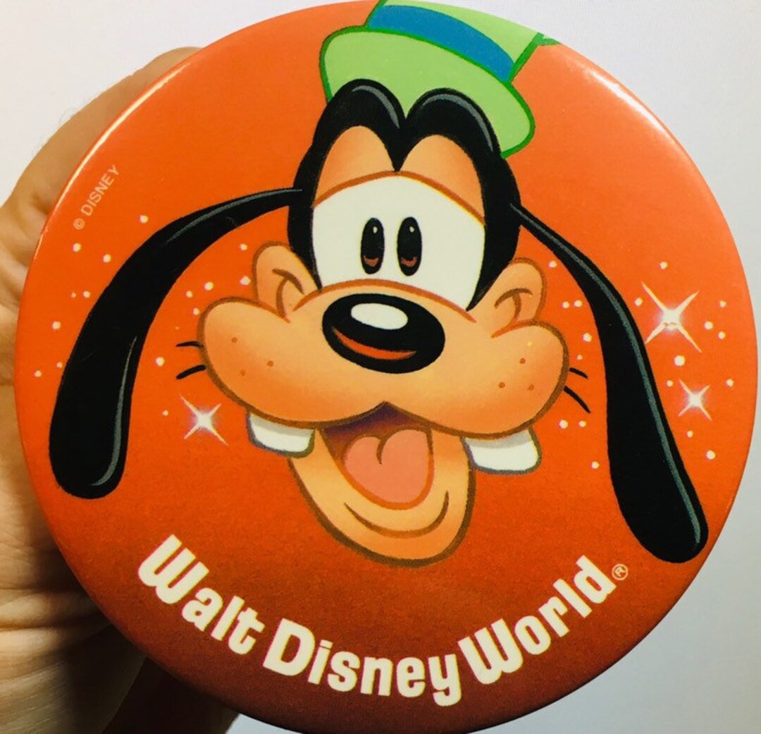 Vintage Red Goofy Button - Etsy