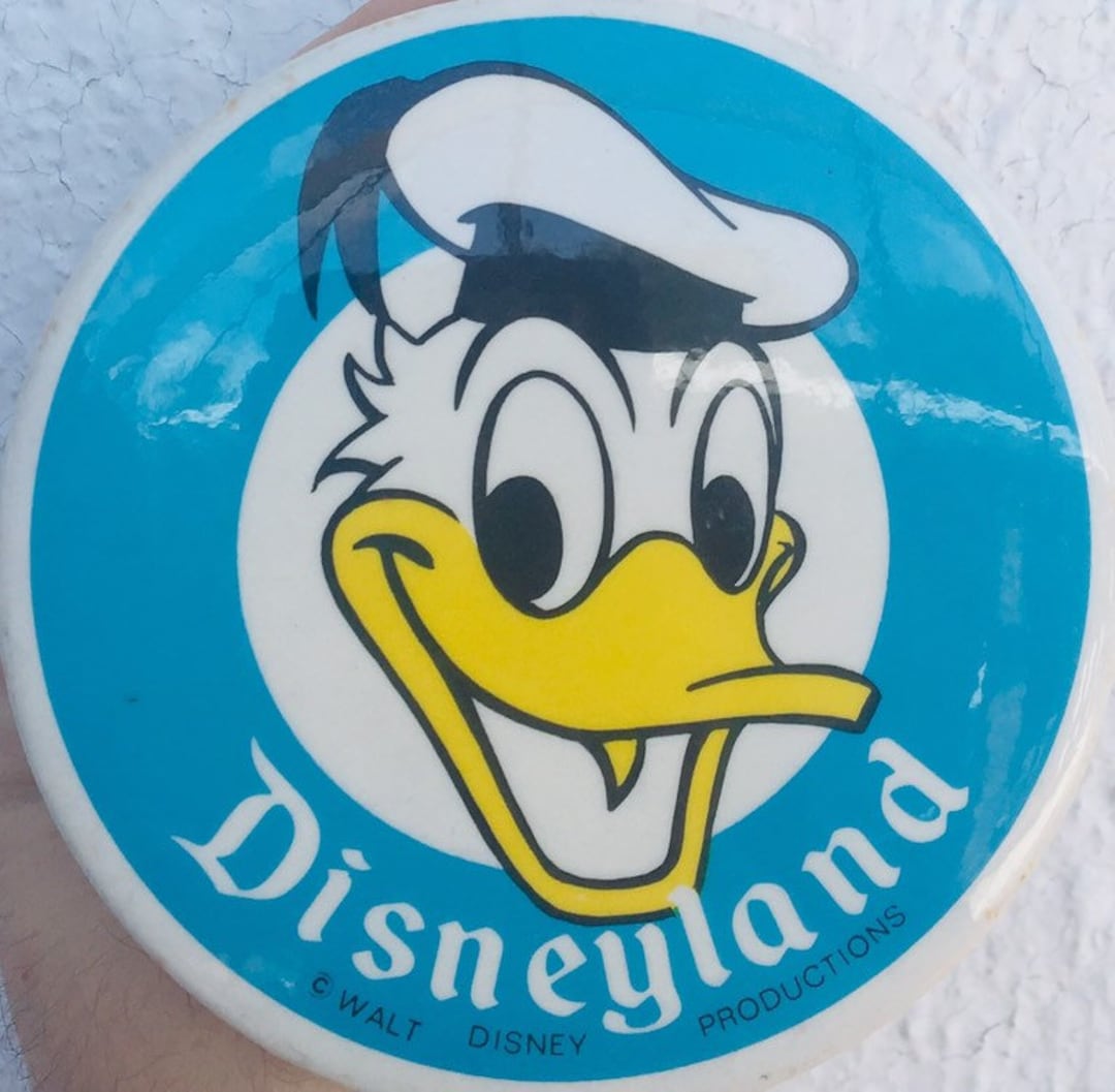 This Retro Donald Duck Button Was Manufactured and Sold by the Walt ...