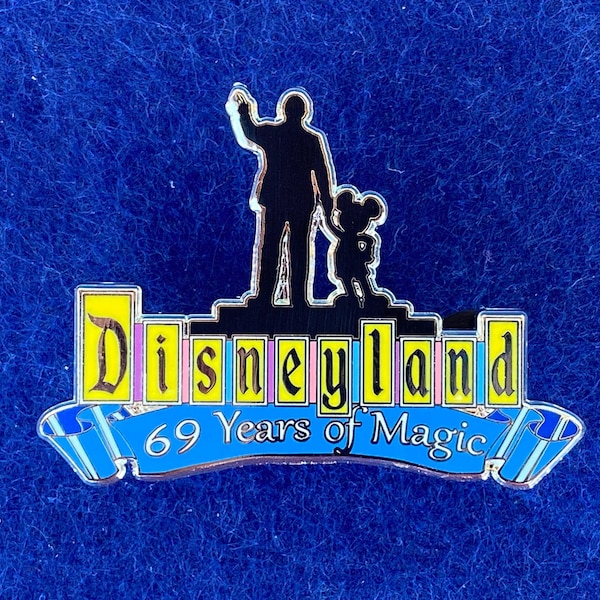 DTMKFantasyPins - Etsy