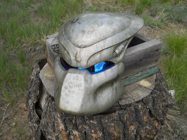 Predator Statue Display, Full Size - Etsy Canada