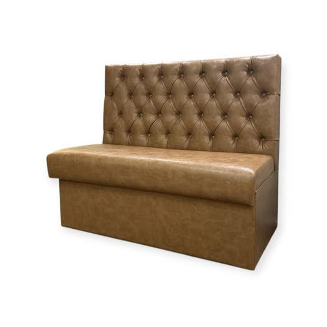 Chesterfield Style Button Back Banquette Bench Booth Seating in Luxury ...