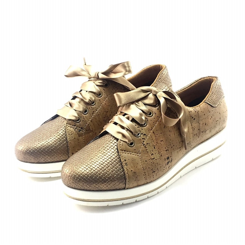 Stylish Cork Tennis-style Trainers With Bronze Details - Vegan ...
