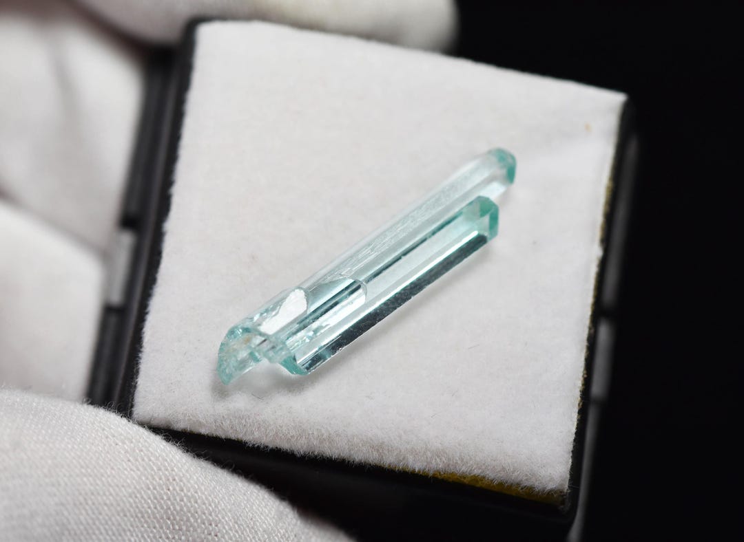NEW FIND! Banded EMERALD, Vanadium Beryl From Nigeria, Jos Mine. Twin ...