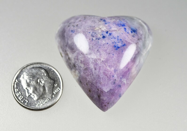 HACKMANITE Heart Gemstone UV Reactive Mineral With | Etsy