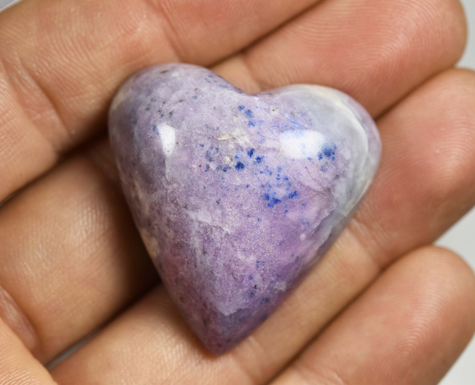 HACKMANITE Heart Gemstone UV Reactive Mineral With | Etsy