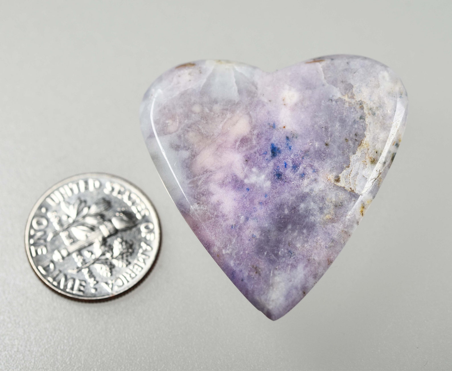 HACKMANITE Heart Gemstone UV Reactive Mineral With | Etsy