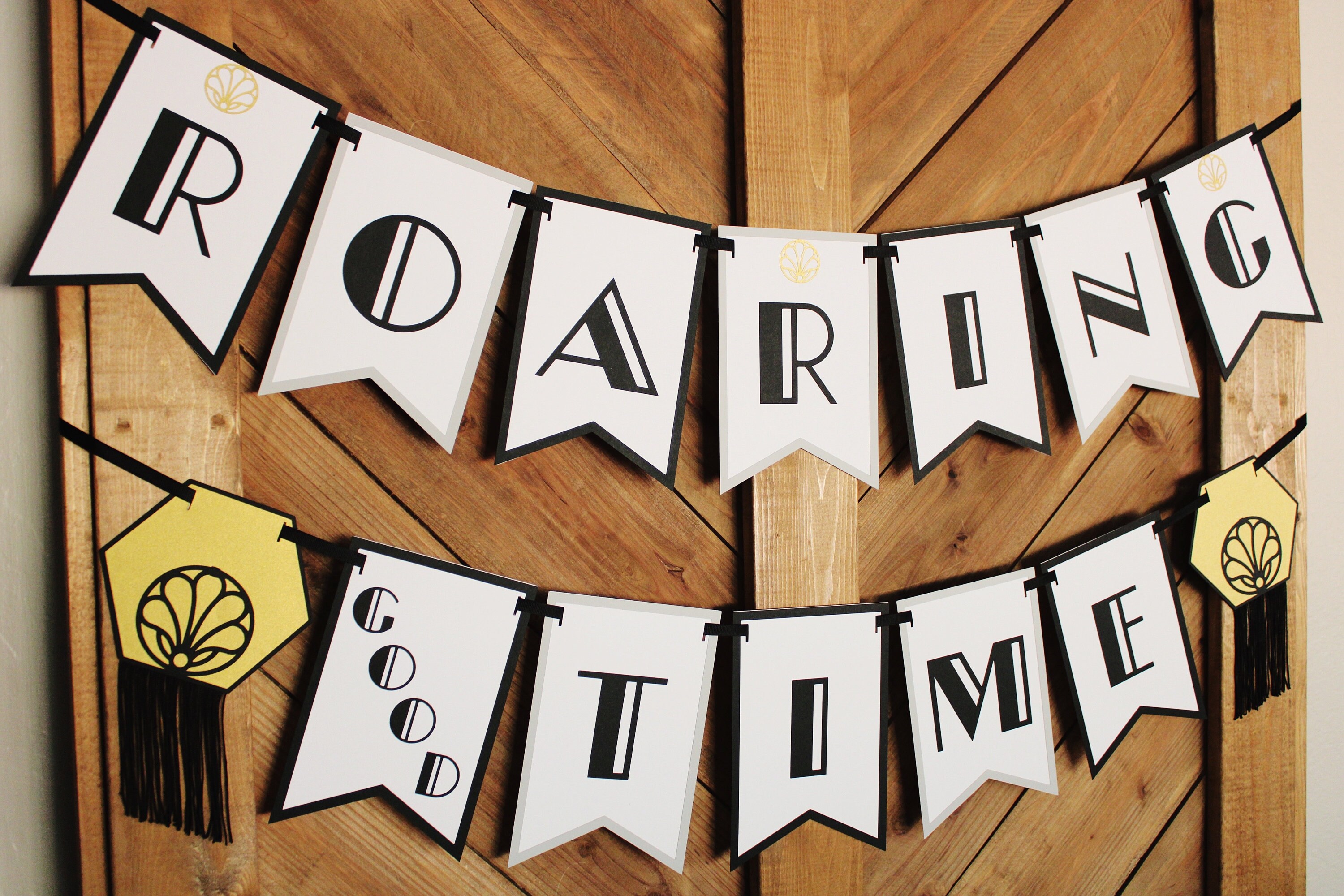 Roaring Good Time Party Banner: Roaring 20s, New Year's Eve Decor - Etsy