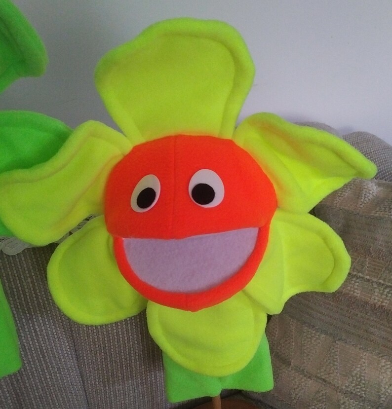 Blacklight Field Flower Puppet Set of 3 - Etsy