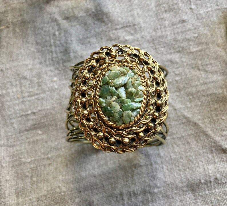 Jade Chip Napkin Rings, Spring Table Decor, Green Napkin Rings, Set of ...