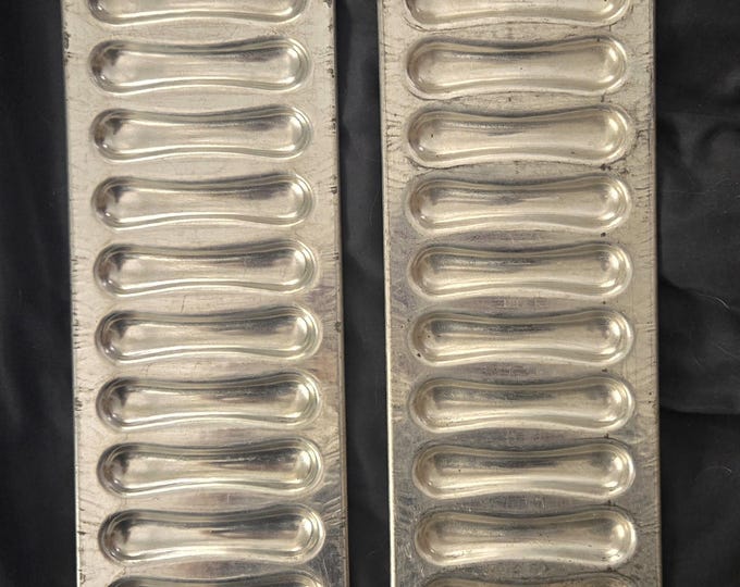 2 Vintage Metal Lady Finger Baking Molds France - Etsy