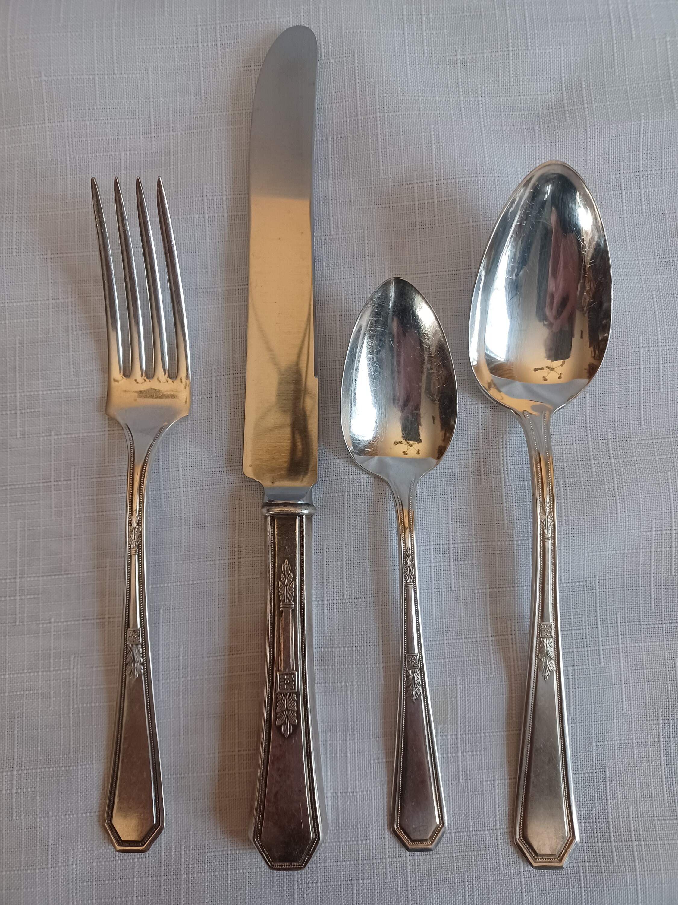 Wm. Rogers & Son AA Silverplate Flatware. 1923 Mayfair Pattern - Etsy