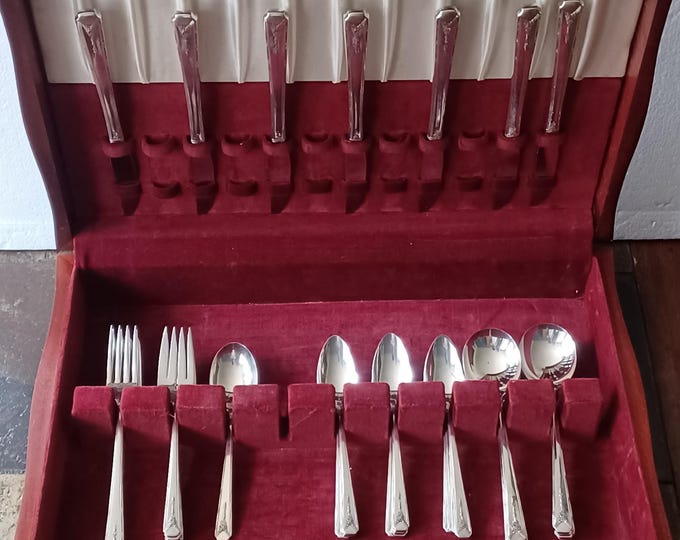 Community Silver-plated Flatware Set. Milady Pattern, Oneida - Etsy