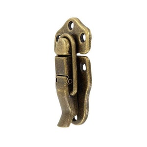 Trunk Latch - Small Flush Mount Trunk Drawbolt Latch - Antique Brass ...