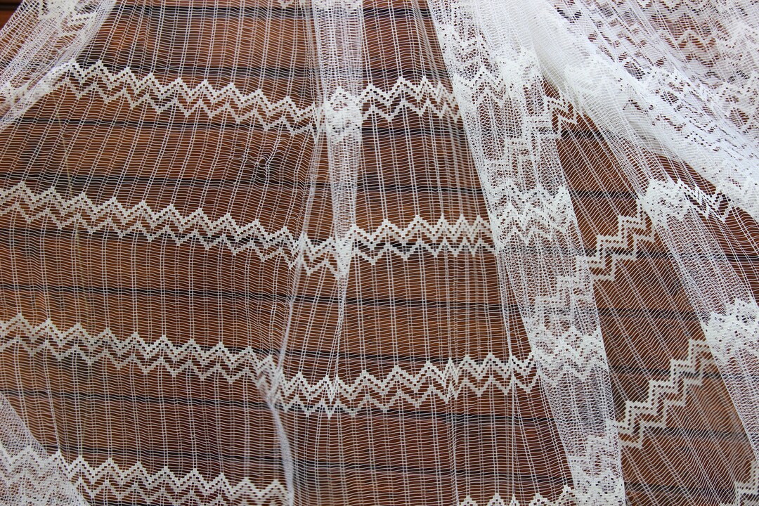 1980 Era White Lace Curtain, Large Ethnic Lithuania Full-length Net ...
